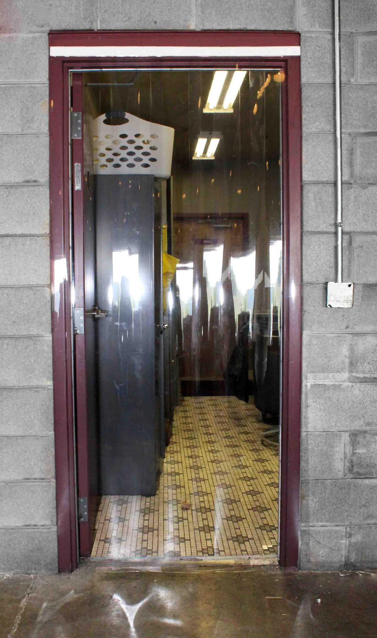 TMI offers personnel strip door | Commercial Carrier Journal