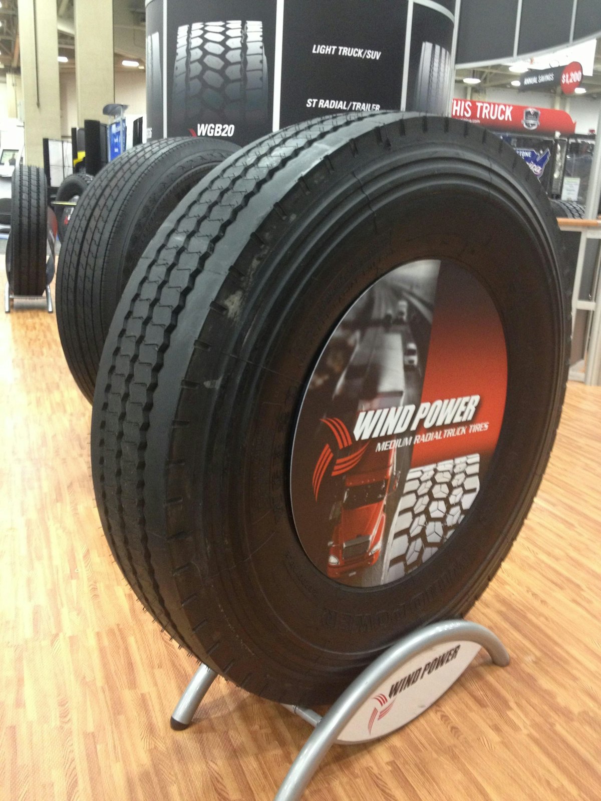 Husky Tire unveils new medium radials | Commercial Carrier Journal