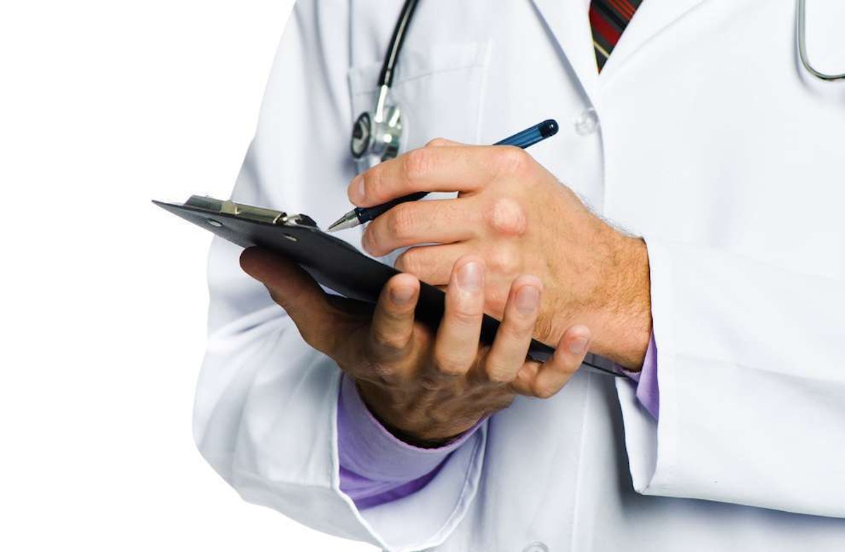 FMCSA makes it official: Drivers must hold on to paper copies of med ...