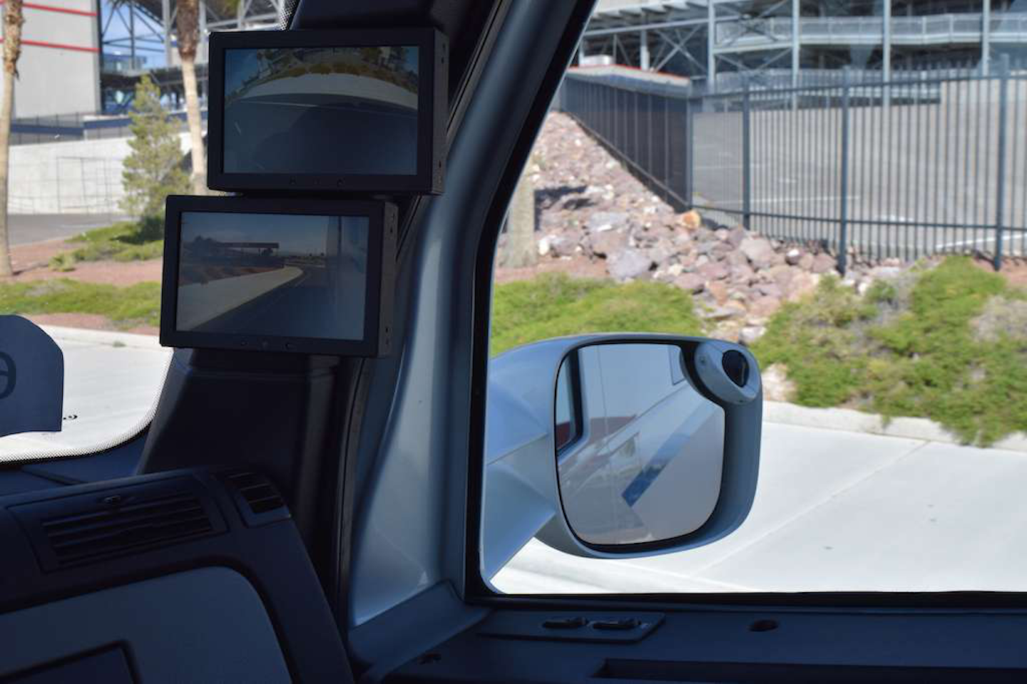 Daimler Trucks asks DOT to allow it to use camera systems in lieu of ...