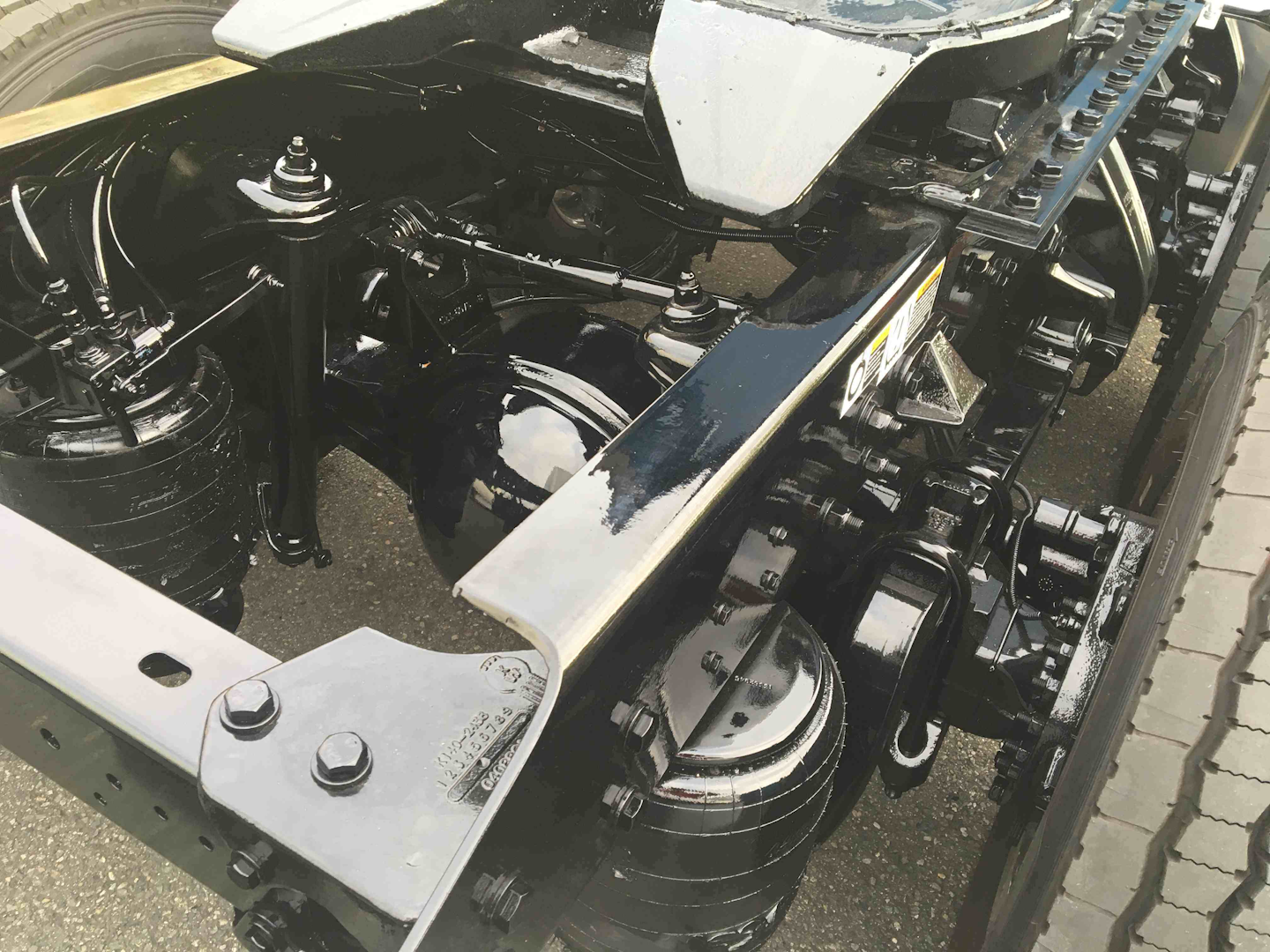 Paccar launching proprietary drive axle, rolling out power and torque ...