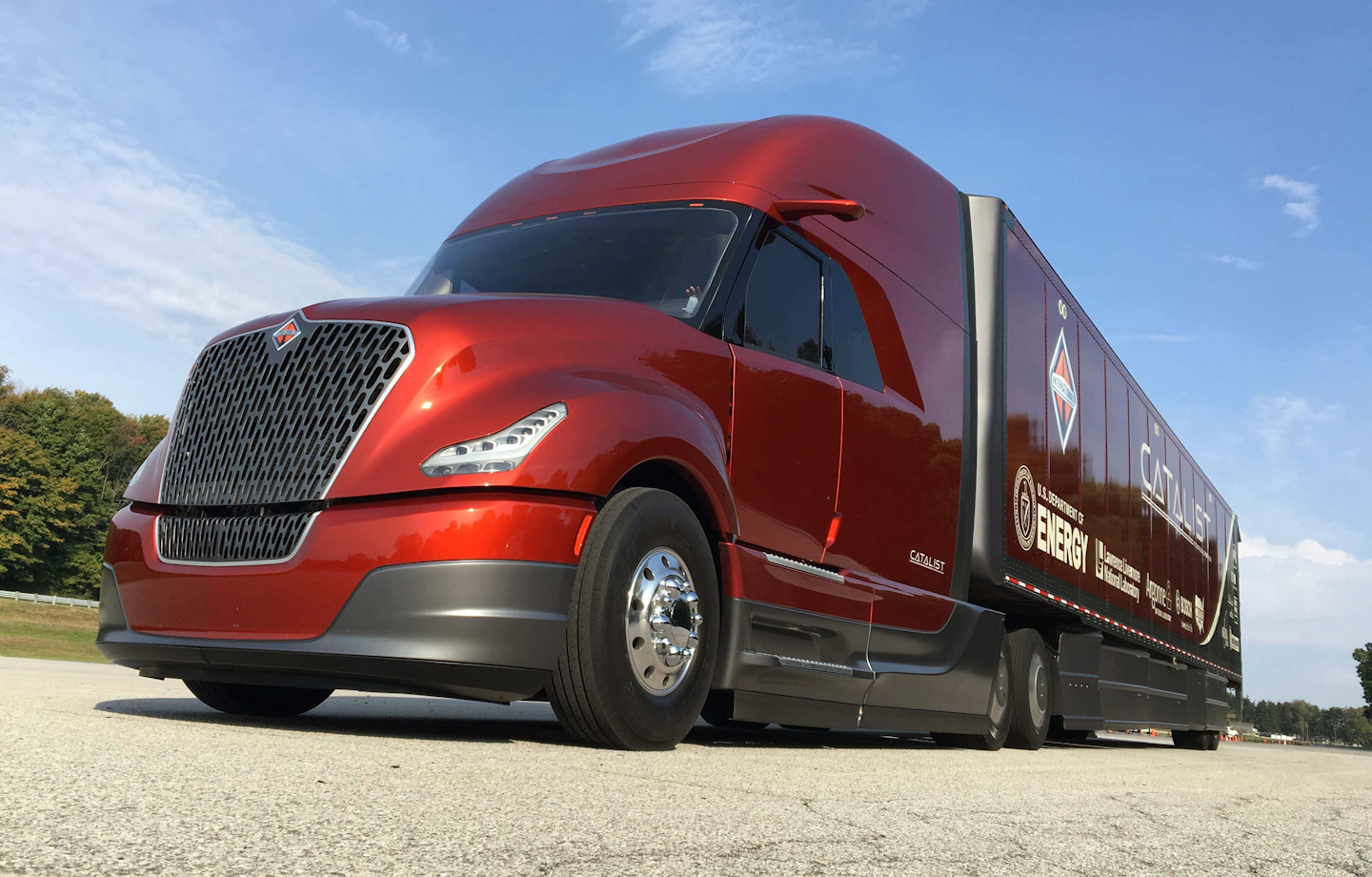 Riding along in Navistar’s SuperTruck | Commercial Carrier Journal