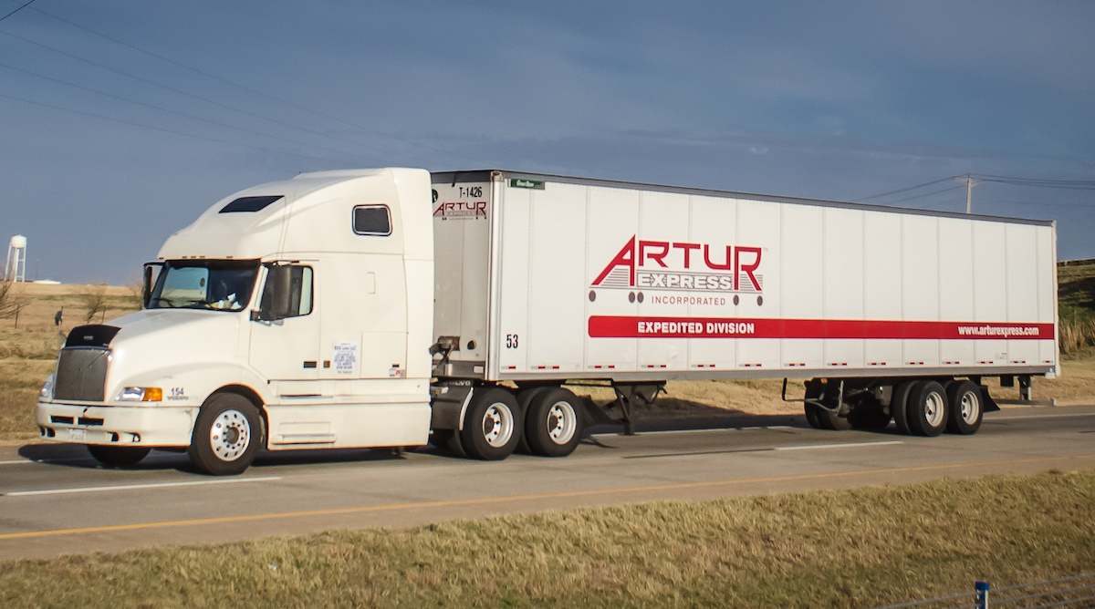 Artur Express announces fleet expansion with 135 new trucks ...