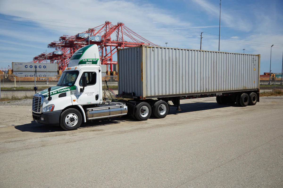 Six companies deploying Class 8 trucks with Cummins-Westport Near-Zero ...