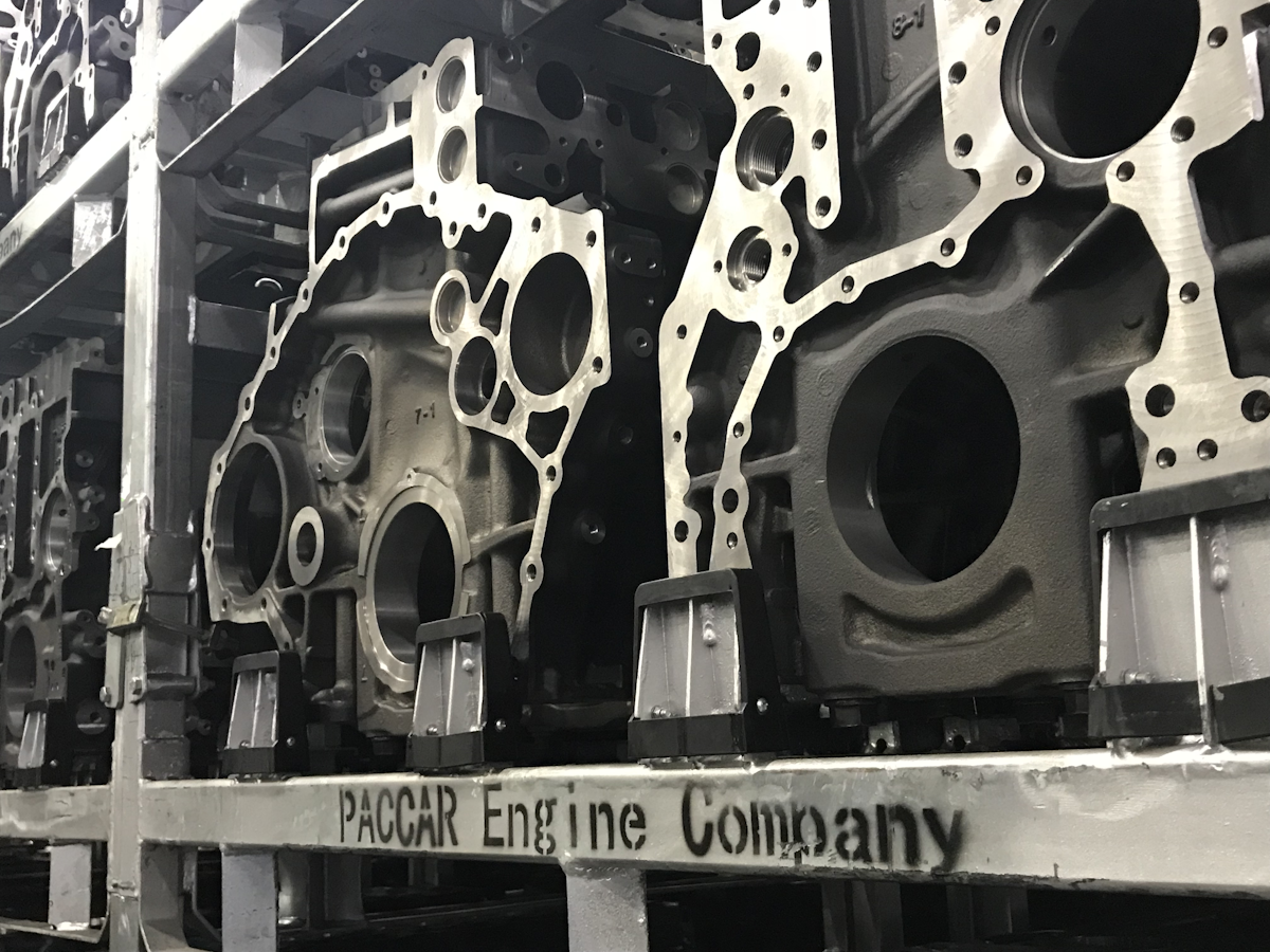 Paccar engine plant builds 150 MX engines daily | Commerical Carrier ...
