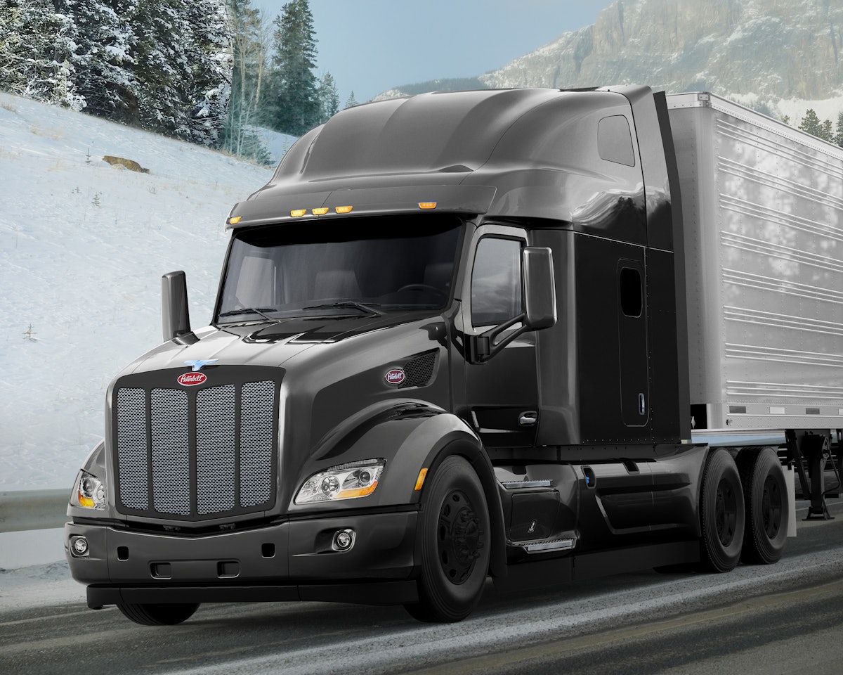 black peterbilt