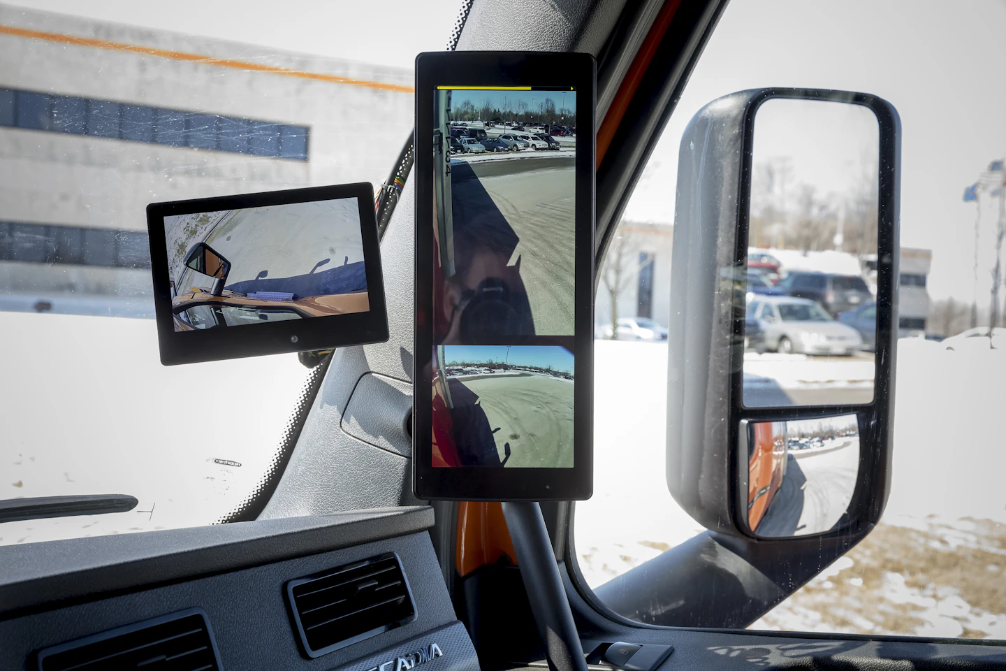 Fleets look to combine devices, data | Commerical Carrier Journal