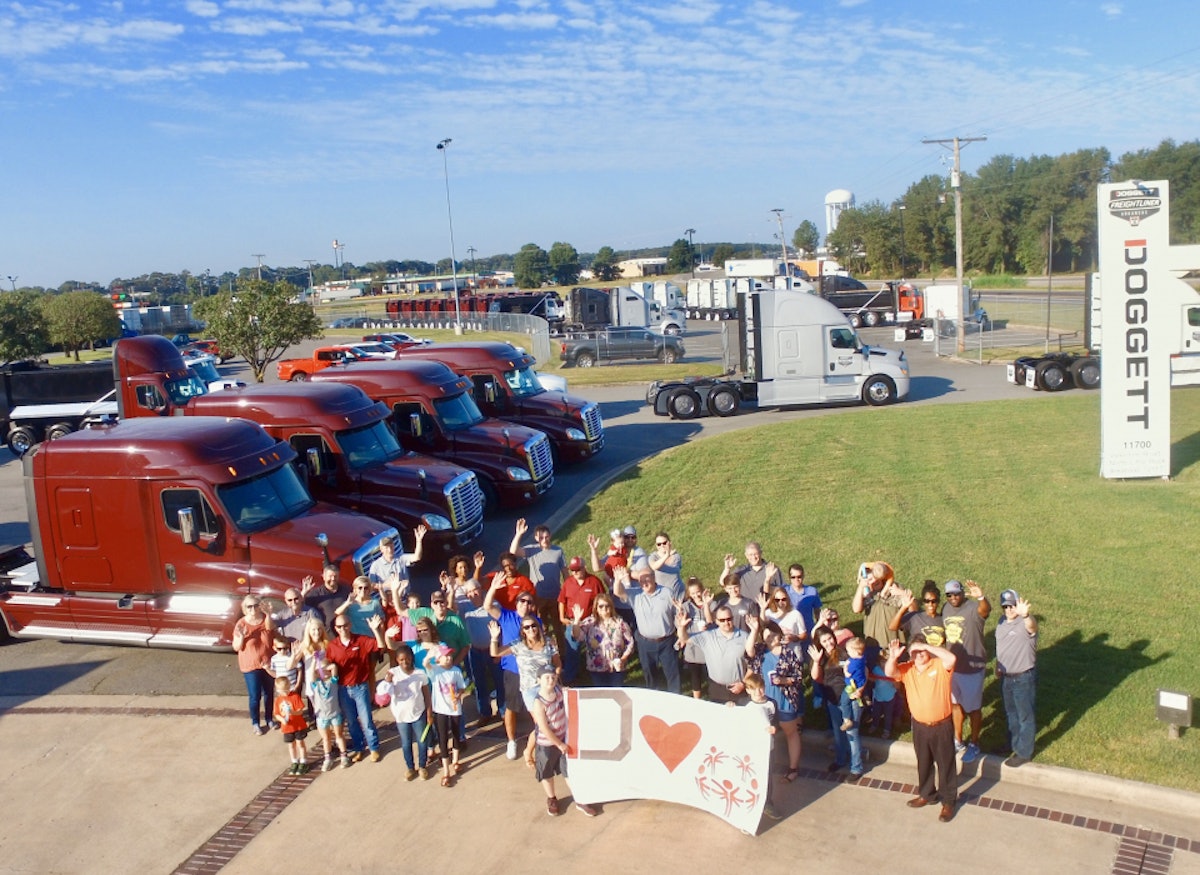 Doggett Freightliner wins 2019 Successful Dealer Award | Commercial ...