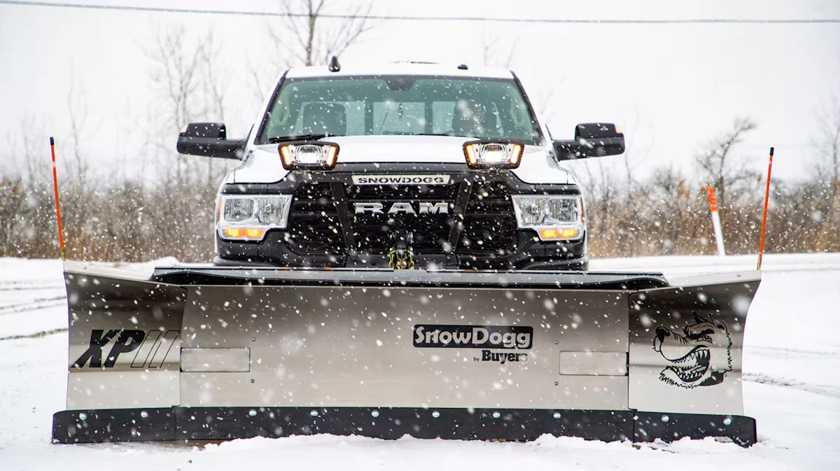 New SnowDogg V-plow for medium-duty trucks | Commercial Carrier Journal