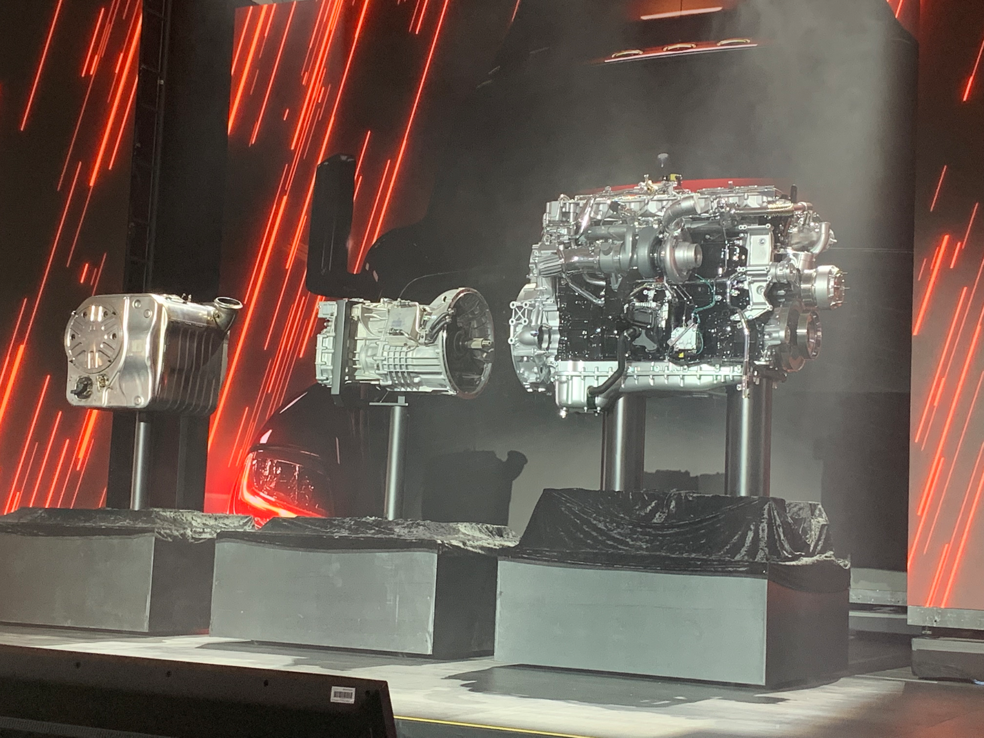 Navistar readies new North American powertrain | Commercial Carrier Journal