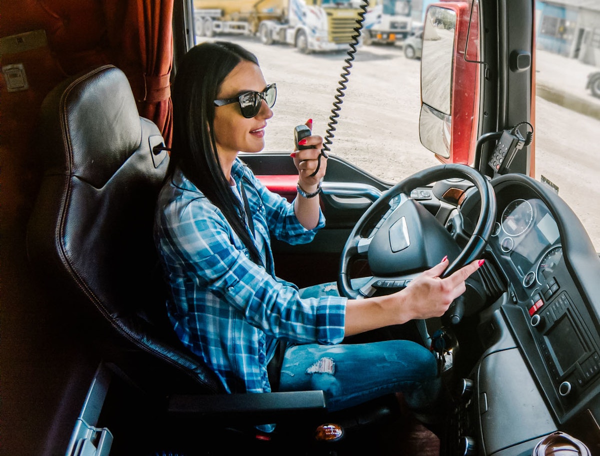 Tips to recruit and retain drivers under the age of 35 | Commercial Carrier Journal