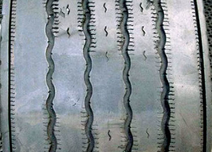 What your tire treads are trying to tell you | Commercial Carrier Journal