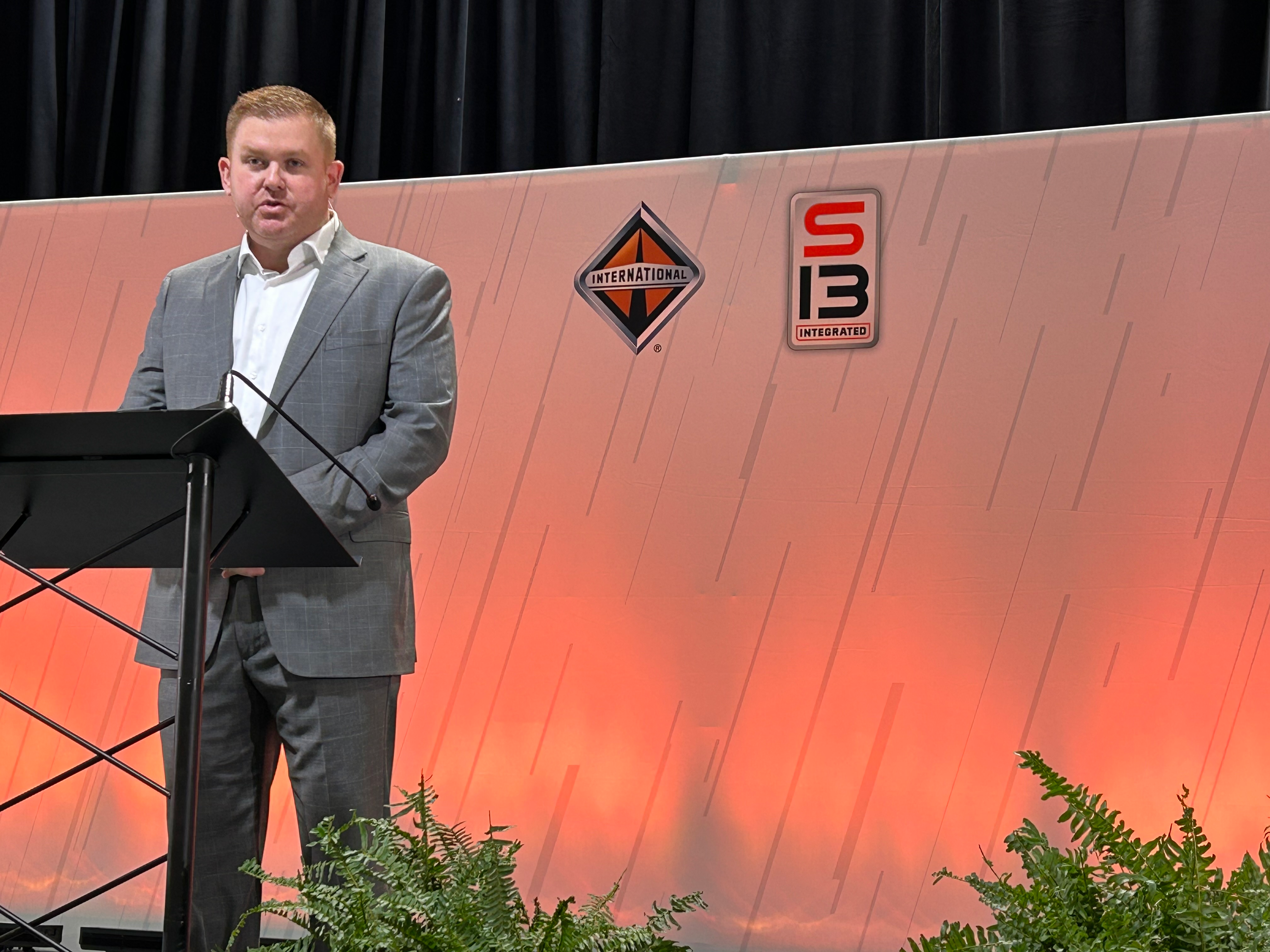 Navistar kicks off production of its last ICE powertrain | Commercial ...