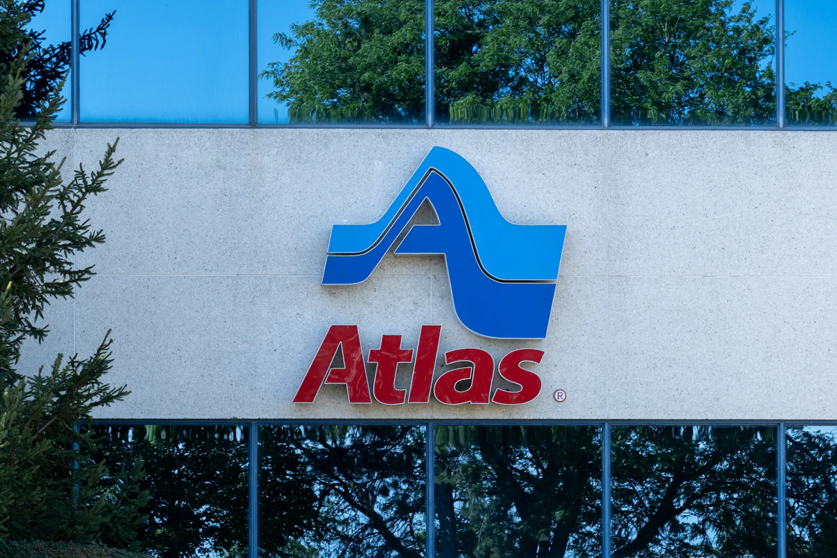 Atlas Van Lines Chairman, CEO recognized | Commercial Carrier Journal
