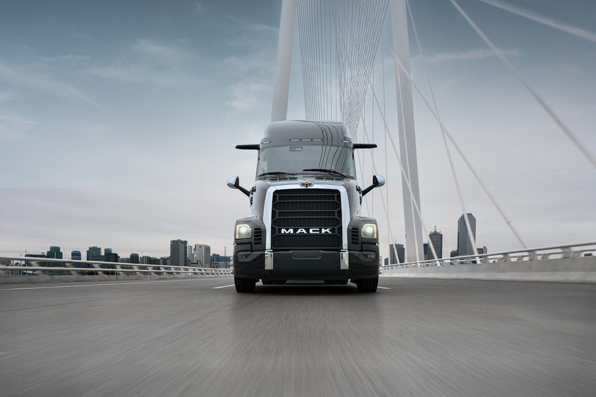 Mack promises CARB compliant low NOx engines in 2025 | Commercial ...